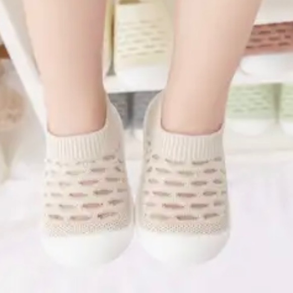 Temu | Shoes | New Temu Toddler Slipper Sock Shoes Size 5 | Poshmark